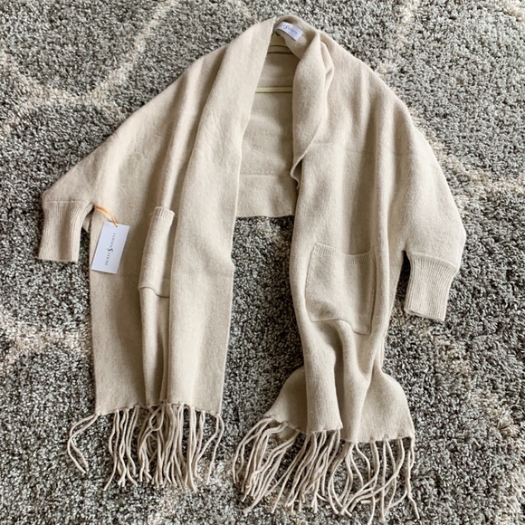 Jacket Society | Tops | Nwt Cream Lightweight Shrug Cardigan With ...